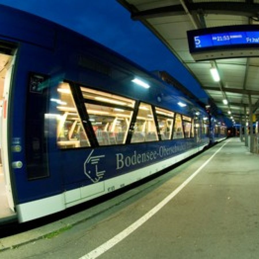 Doppelmayr-Seilbahn verbindet Ausstellungsparks der BUGA in Mannheim - Nahverkehrs-praxis