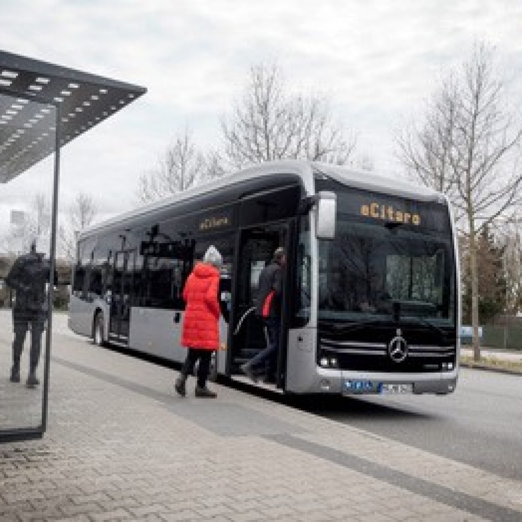 mercedes-benz-ecitaro-fuel-cell-ist-bus-des-jahres-und-kologischer